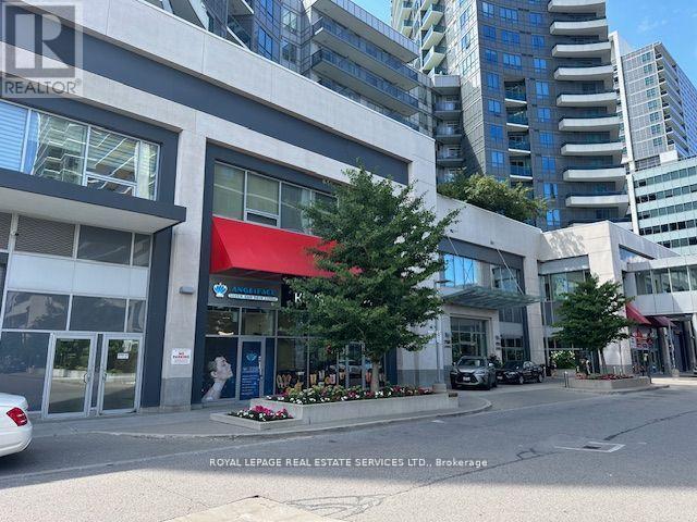 For sale: 102 - 7163 YONGE STREET, Markham (Thornhill), Ontario L3T0C6 ...