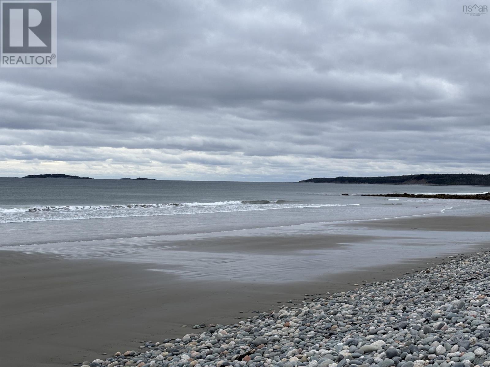 82 10 Wiskubok Crescent, Clam Bay, Nova Scotia B0J2L0 | REALTOR.ca