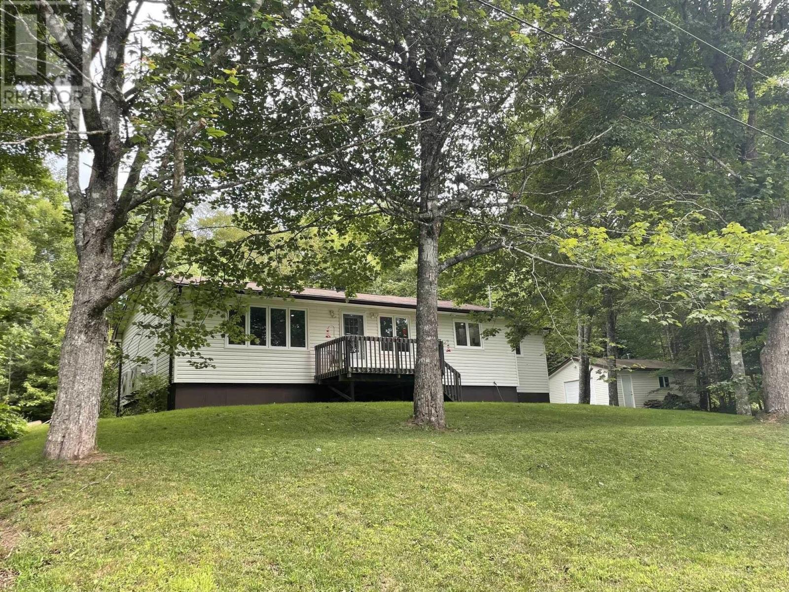 For sale: 1268 Cloverville Road, Antigonish, Nova Scotia B2G2K9 ...