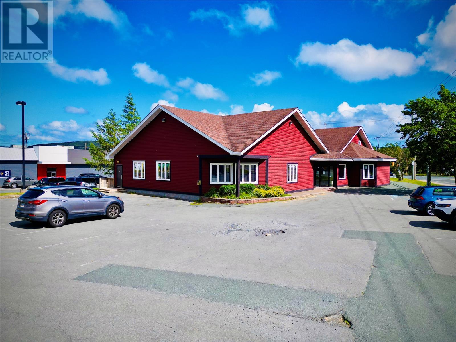 For lease: 510 Topsail Road Unit#105, St. John's, Newfoundland ...