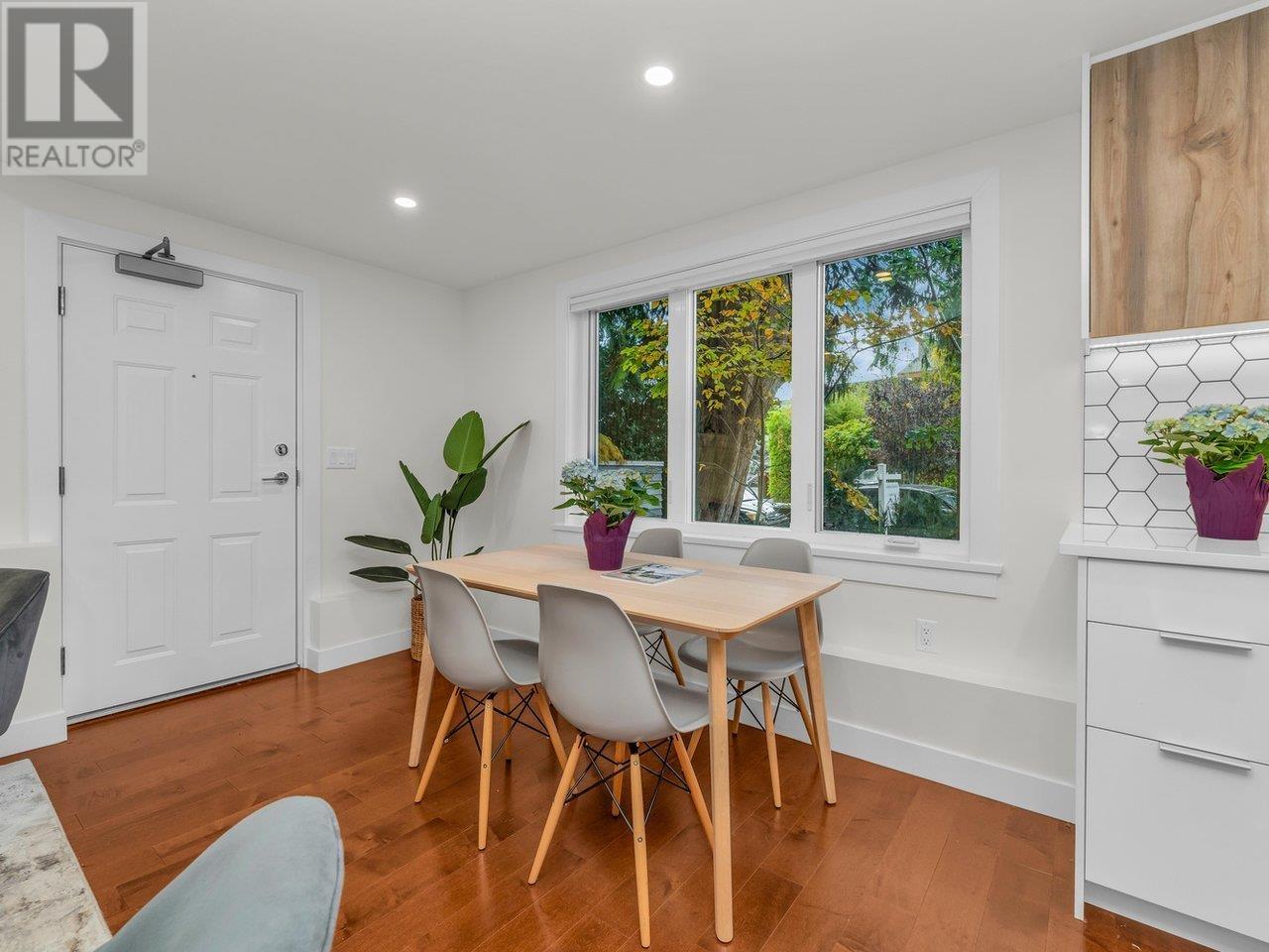 For sale: 1 3536 POINT GREY ROAD, Vancouver, British Columbia V6R1A8 ...