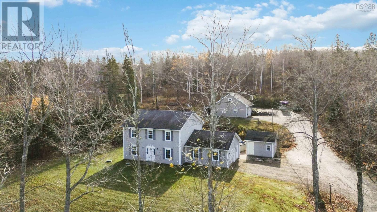 For sale: 118 Best Road, Coldbrook, Nova Scotia B4R1C2 - 202426368 ...