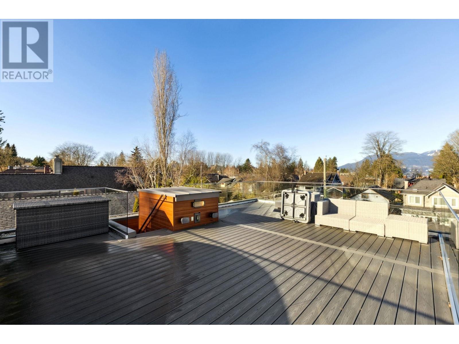 For sale: 4437 W 13TH AVENUE, Vancouver, British Columbia V6R2V2 - R2964967 | REALTOR.ca