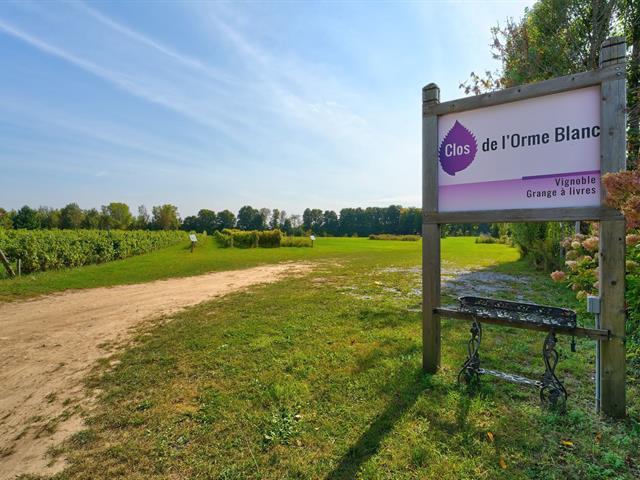 For sale: 1050Z Ch. Dutch, Saint-Armand, Quebec J0J1T0 - 23138000 ...