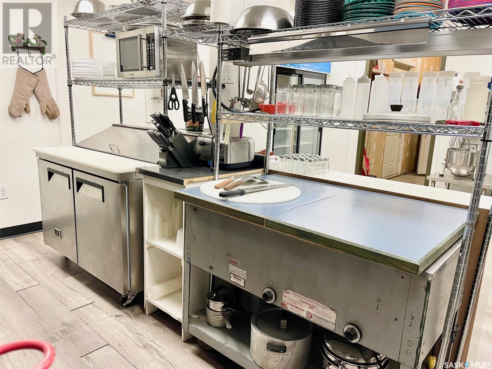 For sale: 11 Christopher STREET, Theodore, Saskatchewan S3N4C0 ...