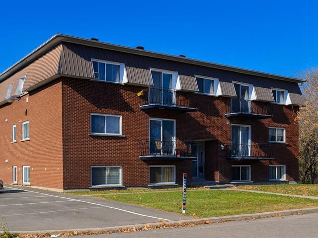 À vendre : 13878 Rue Daniel, Mirabel, Québec J7J1N2 - 25025836 | REALTOR.ca