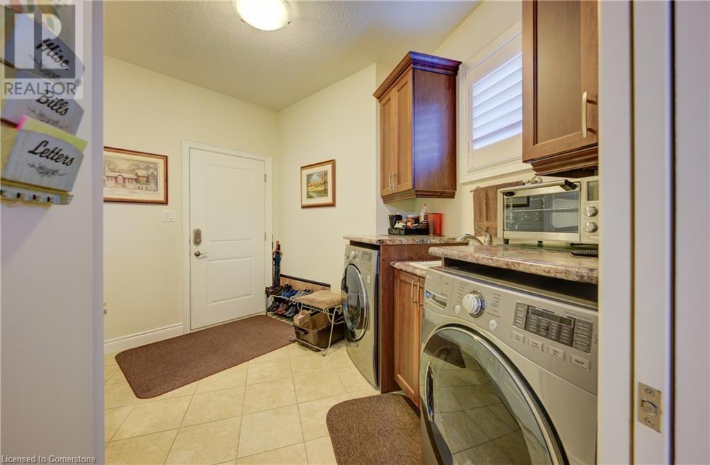 For sale: 250 HOSTETLER Road Unit# 9, New Hamburg, Ontario N3A0E4 ...