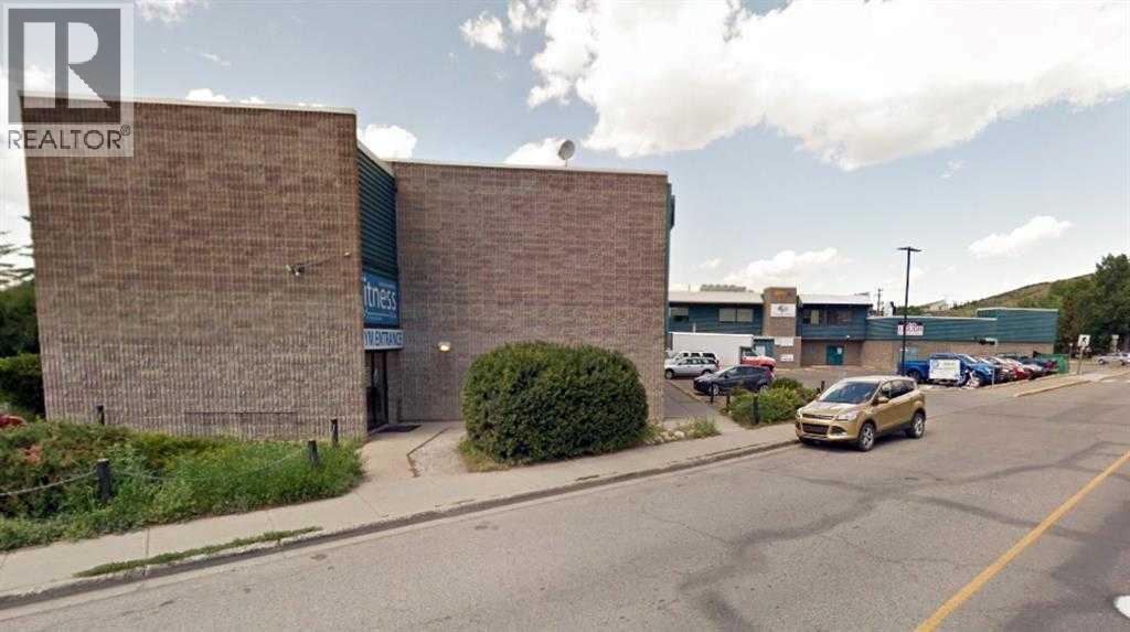 For lease: 118 1 Avenue W, Cochrane, Alberta T4C2K8 - A2196721 | REALTOR.ca