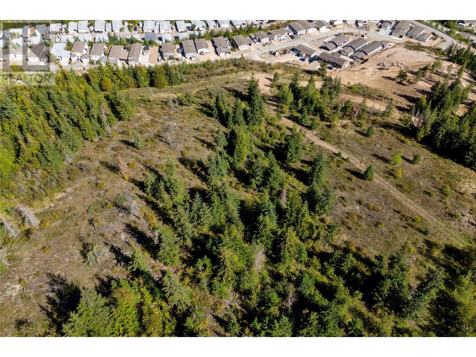 For sale: 1885 Tappen Notch Hill Road Unit# 87, Tappen, British ...