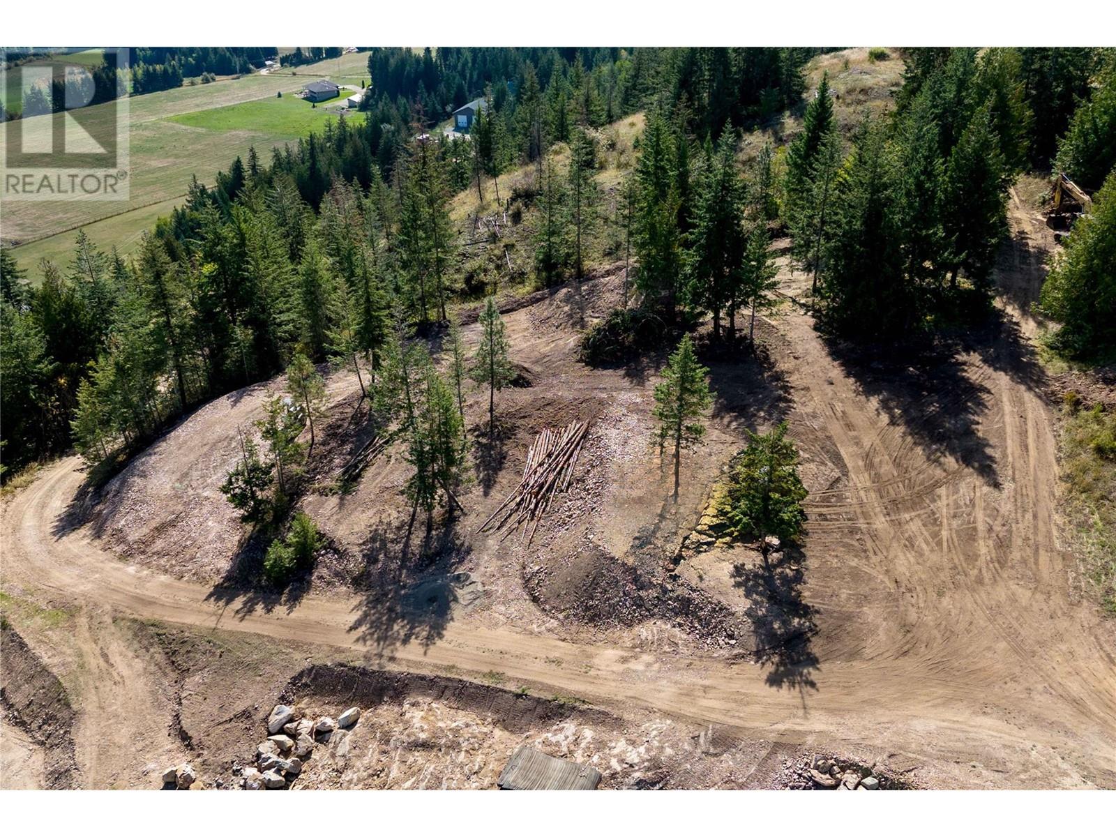 For sale: 1885 Tappen Notch Hill Road Unit# 87, Tappen, British ...