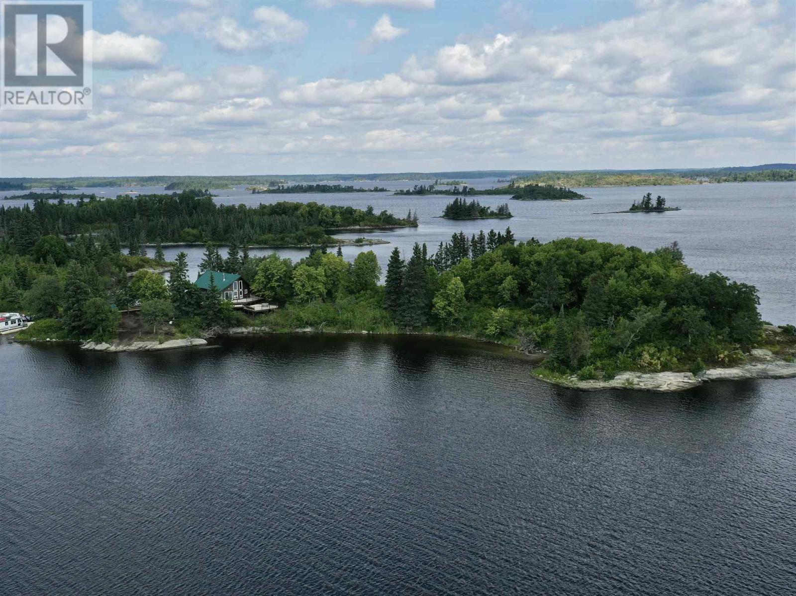 For sale: Private Island Lake of the Woods, Kenora, Ontario P0X1C0 ...