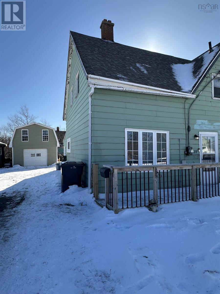 39 Foundry Street Glace Bay Nova Scotia B1a2x2 Realtorca