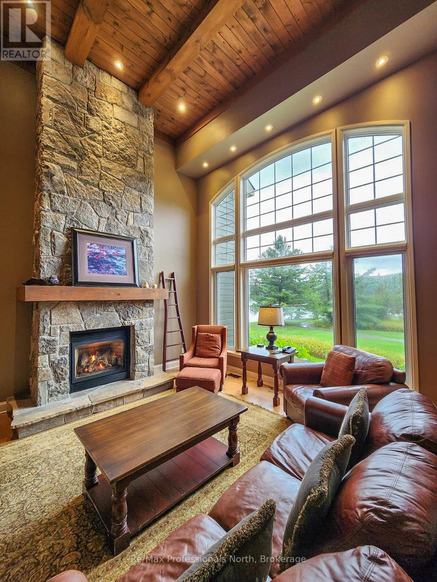 For sale: SANDFIELD 2, WEEK 10 - 3876 MUSKOKA ROAD 118, Muskoka Lakes ...