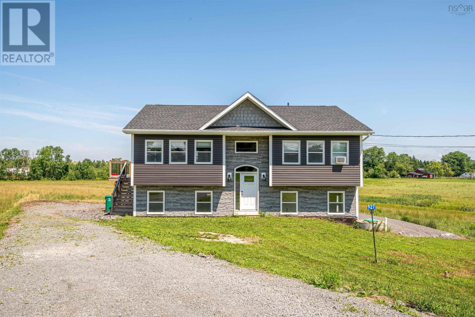 For sale: 927 Windsor Back Road, Three Mile Plains, Nova Scotia B0N2T0 - 202502380 | REALTOR.ca