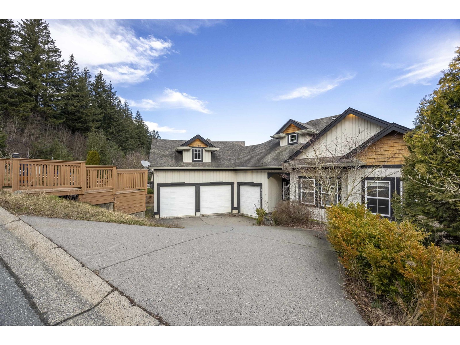 For sale: 5280 WEEDEN PLACE, Promontory, Chilliwack, British Columbia ...