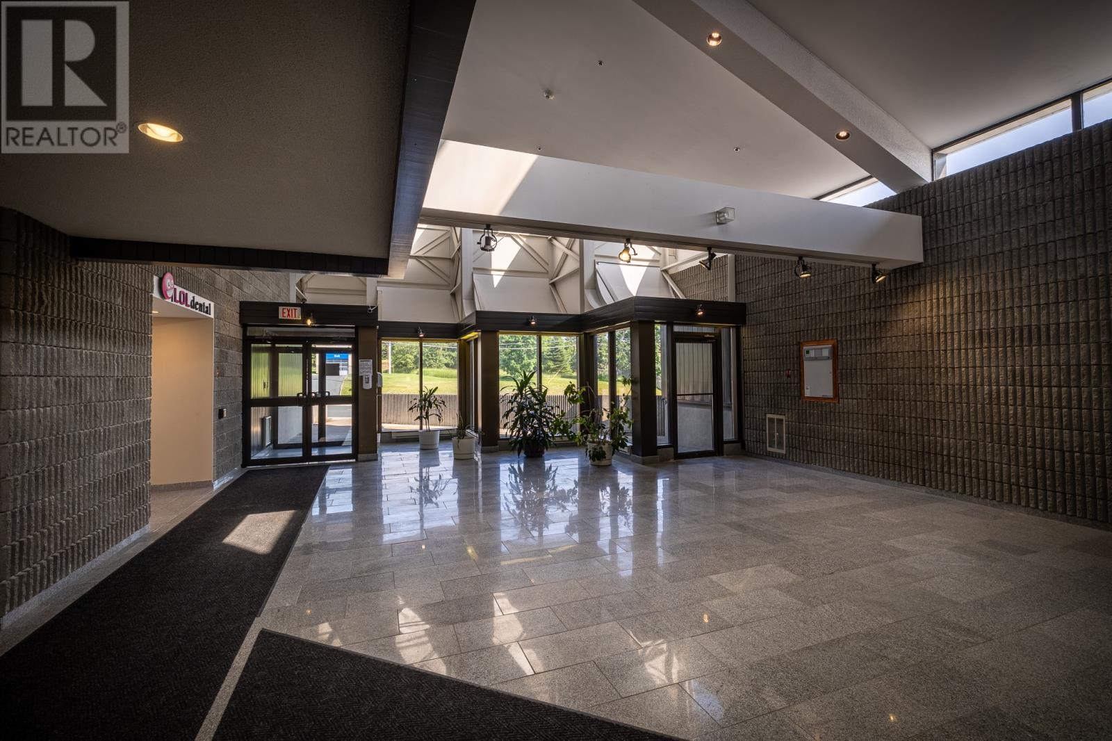 For lease: 370 Torbay Road, St. John's, Newfoundland & Labrador A1A3W8 ...