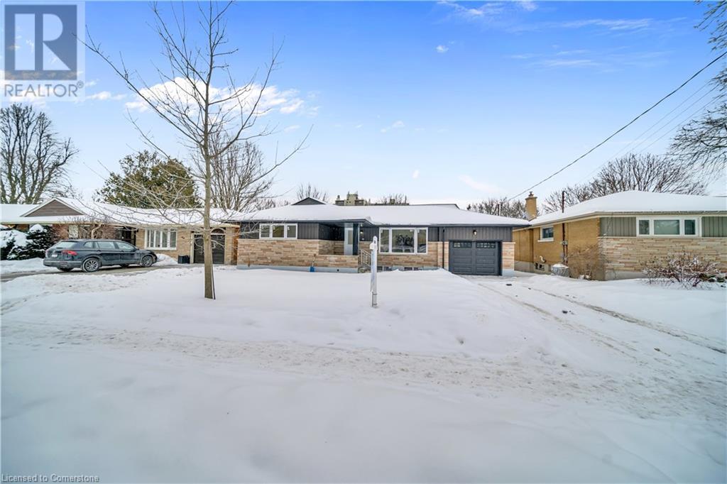 50 LAKESIDE Drive, Kitchener, Ontario N2M4C1 | REALTOR.ca