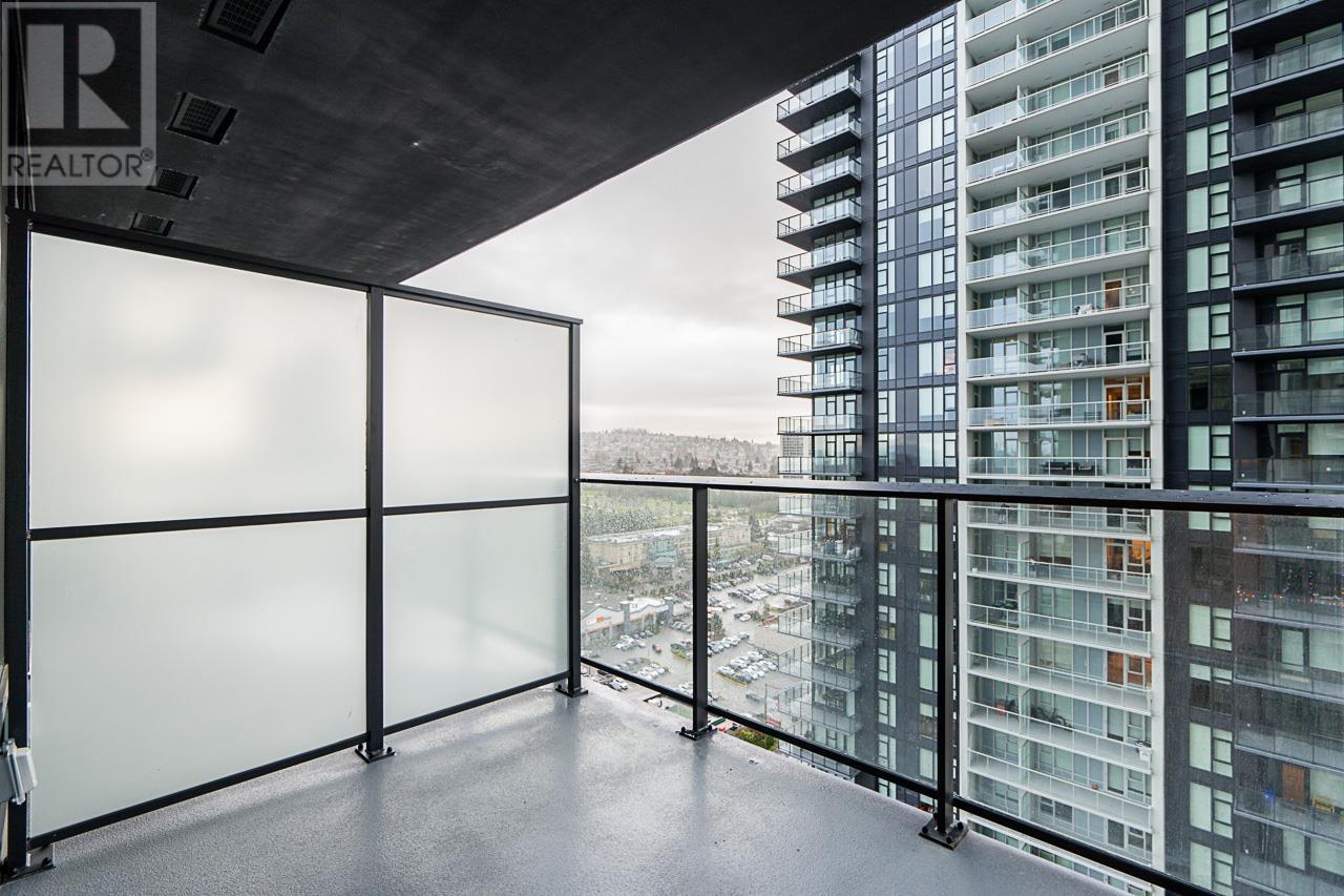 For sale: 2110 2108 GILMORE AVENUE, Burnaby, British Columbia V5C0N8 ...