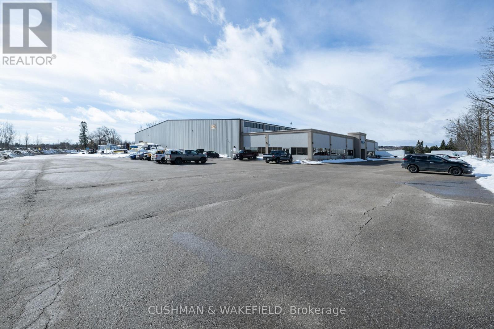 For lease: 111 ELLIS DRIVE, Barrie (0 East), Ontario L4N8Z3 - S12003578 ...