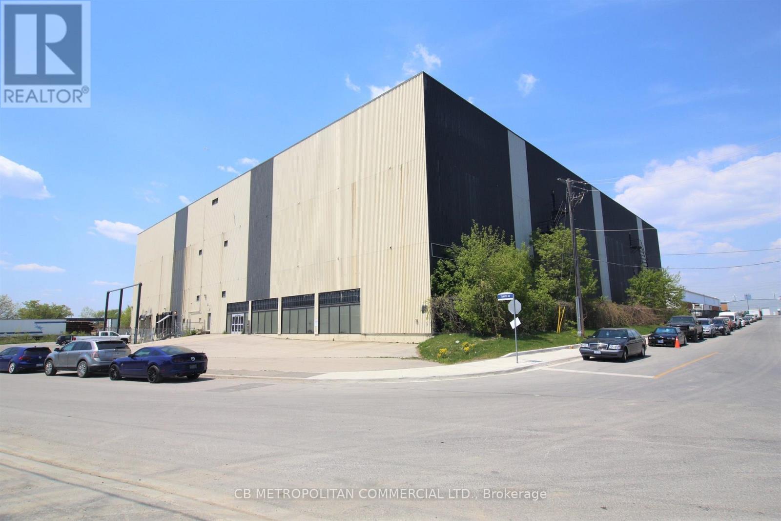 For lease: 2EA - 20 TOWNS ROAD, Toronto (Mimico), Ontario M8Z4Y4 - W10432886 | REALTOR.ca