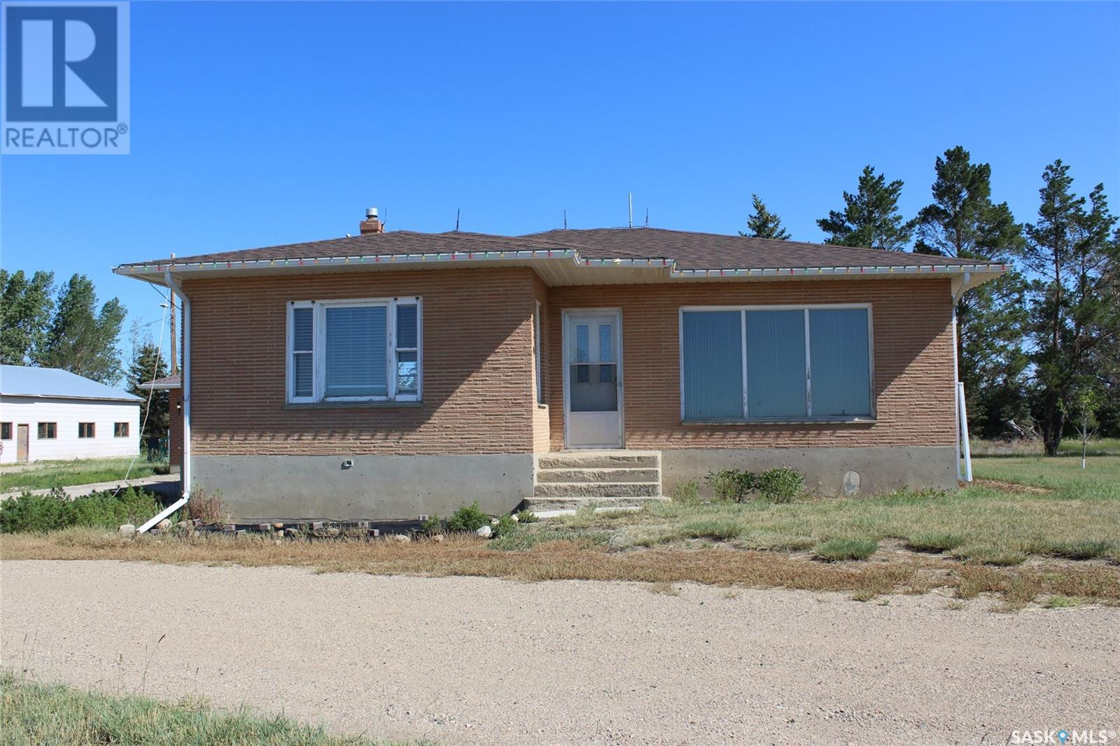For sale: Gravelbourg Acreage, Gravelbourg Rm No. 104, Saskatchewan ...