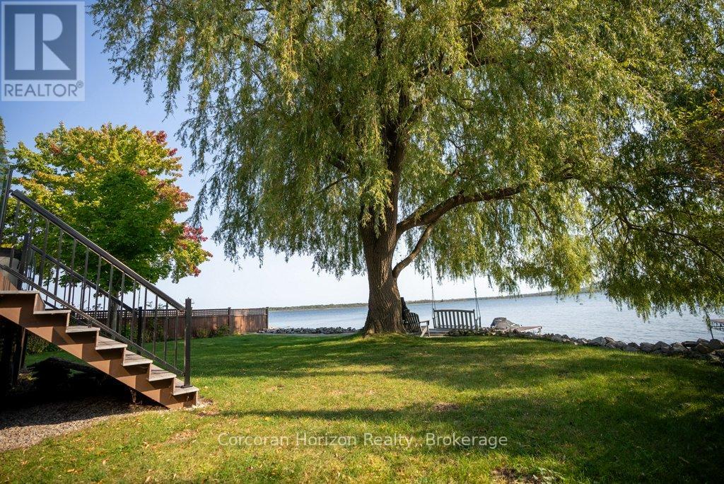 À vendre : 280 ROBINS POINT ROAD, Tay (Victoria Harbour), Ontario ...