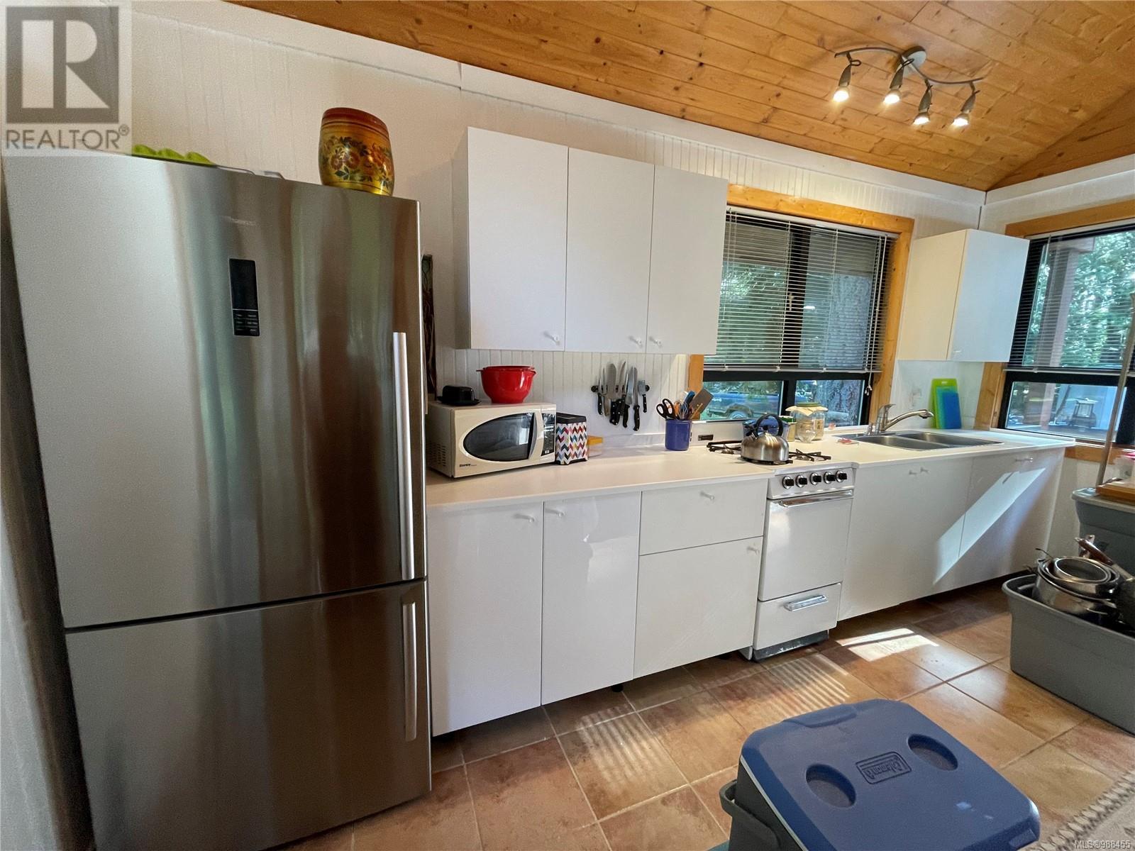 For sale: 685 Weathers Way, Mudge Island, British Columbia V0R1X0 ...