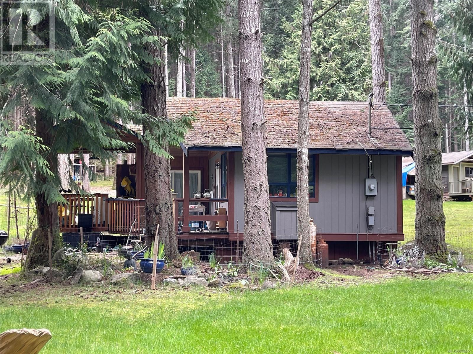 For sale: 685 Weathers Way, Mudge Island, British Columbia V0R1X0 ...