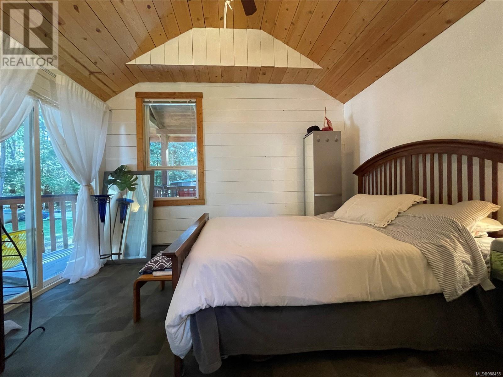 For sale: 685 Weathers Way, Mudge Island, British Columbia V0R1X0 ...