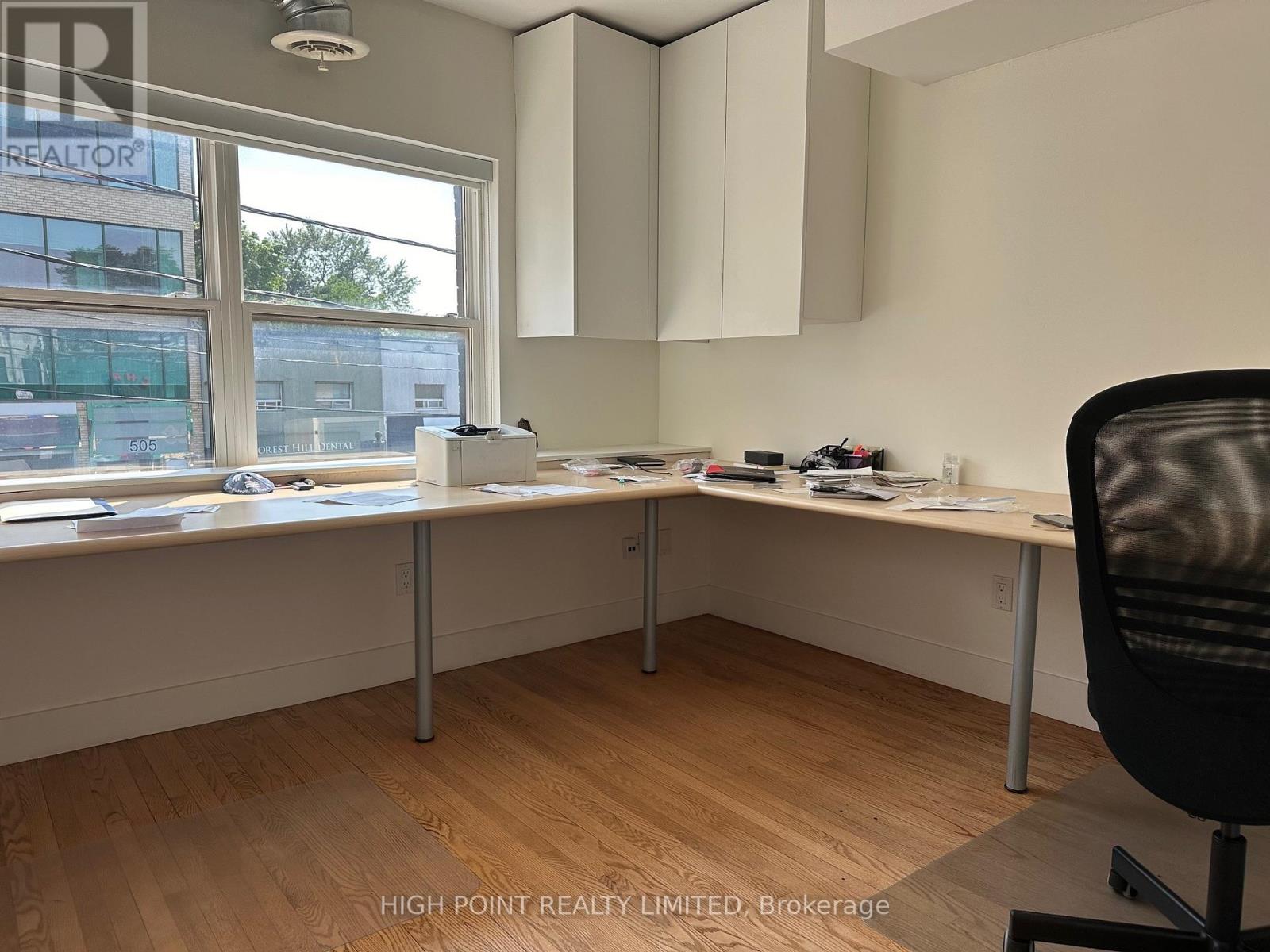 For rent: 202 - 510 EGLINTON AVENUE W, Toronto (Forest Hill North), Ontario M5N1A5 - C12038763 ...