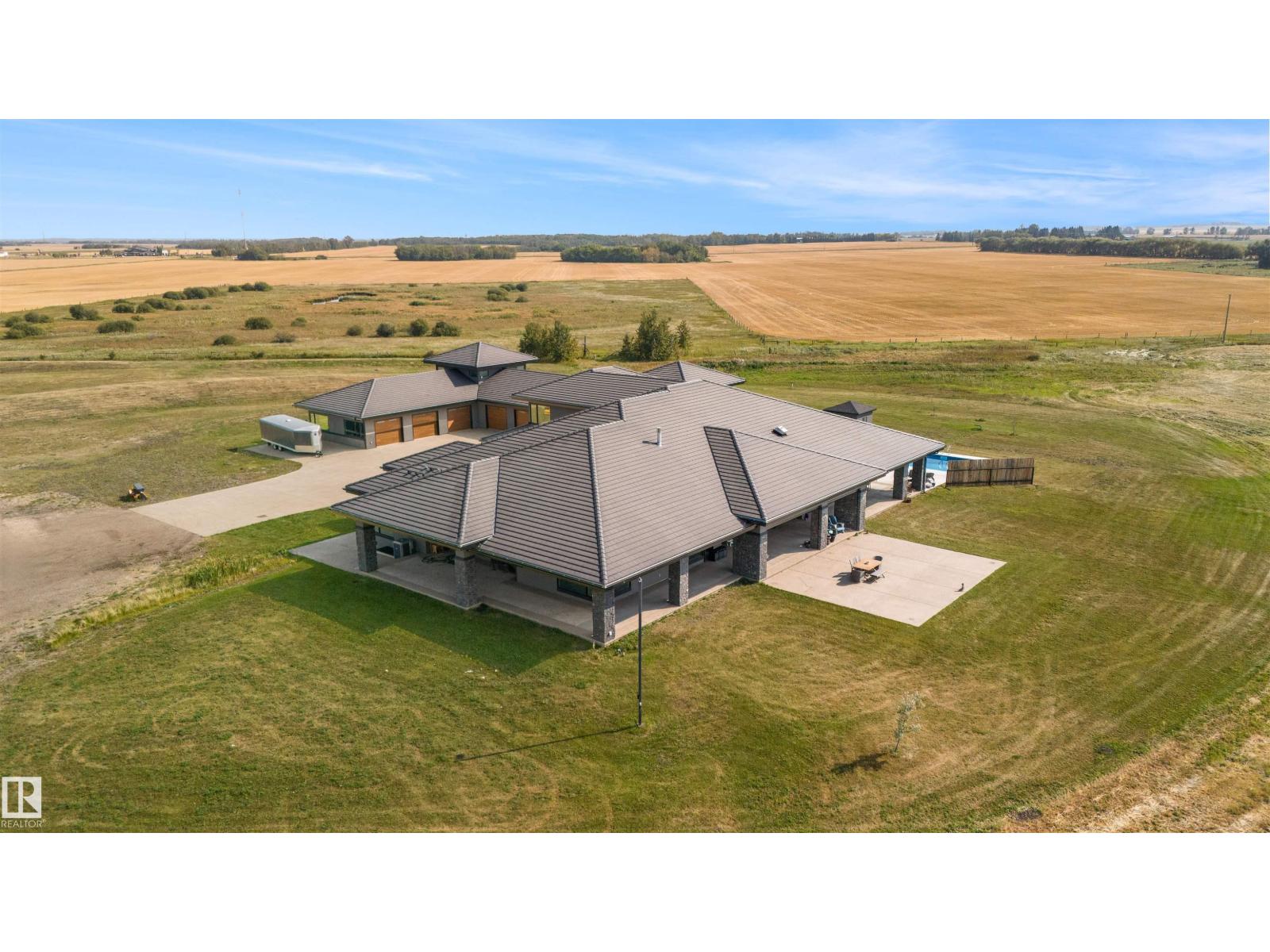 For sale: #B 25056 TWP ROAD 492, Rural Leduc County, Alberta T4X2M6 ...