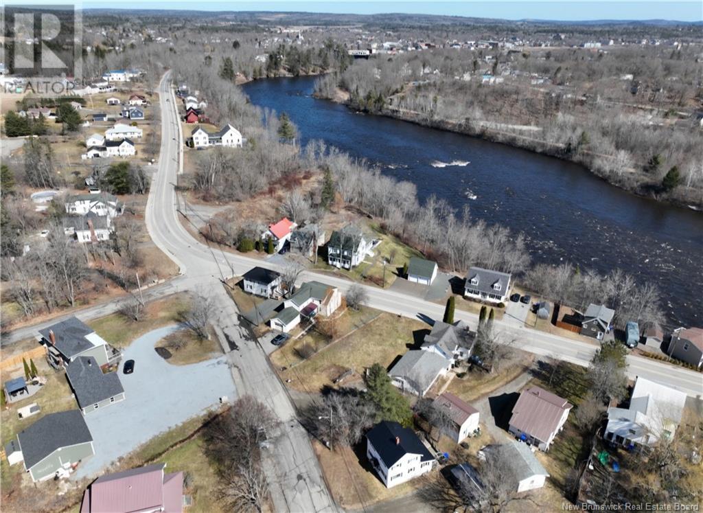 For sale: 341 Milltown Boulevard, St. Stephen, New Brunswick E3L1J3 ...