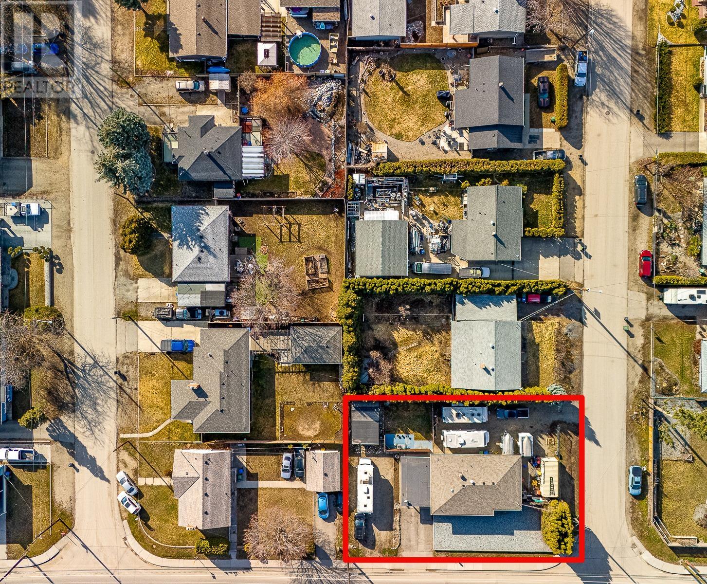 For sale: 255 Leathead Road, Kelowna, British Columbia V1X2H9 ...