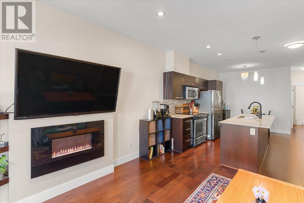 For sale: 102 3382 VIEWMOUNT DRIVE, Port Moody, British Columbia V3H2M1 - R2982187 | REALTOR.ca