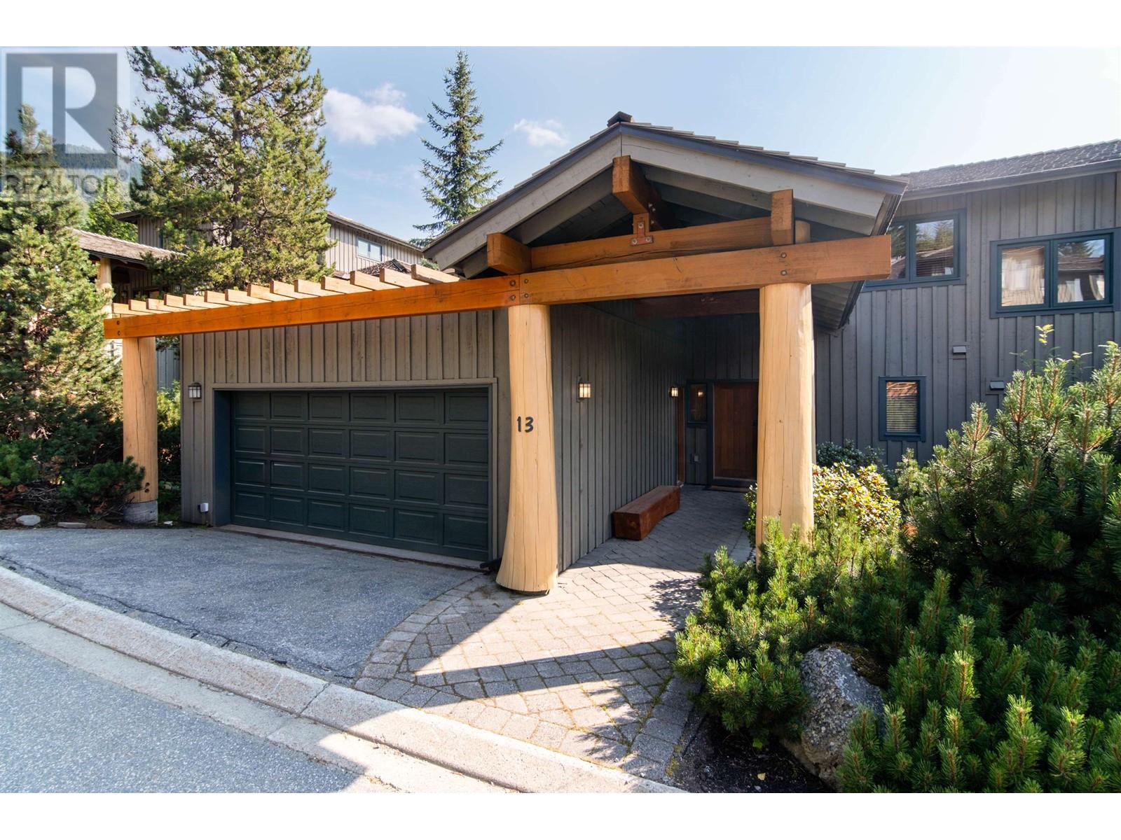 For sale: 13 2269 NORDIC DRIVE, Whistler, British Columbia V8E0P5 ...