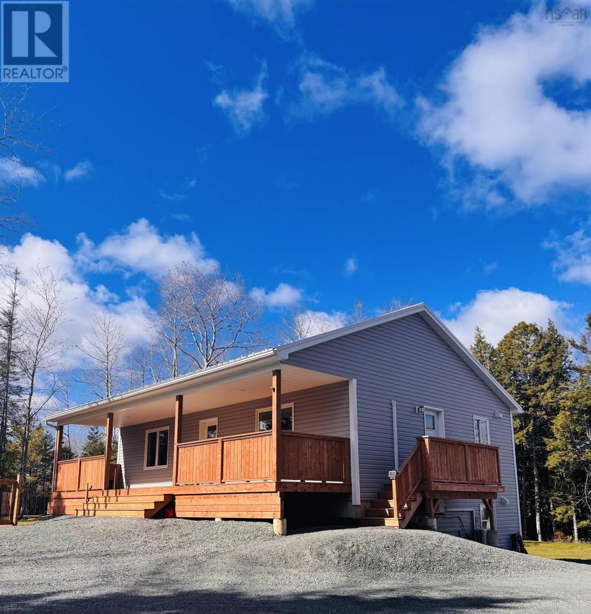 For sale: 16 Robyn Drive, Nine Mile River, Nova Scotia B2S2T3 ...