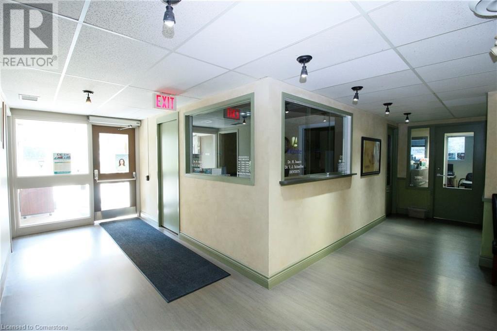 For lease: 1493 CENTRE Road Unit# 2, Flamborough, Ontario L8N2Z7 ...