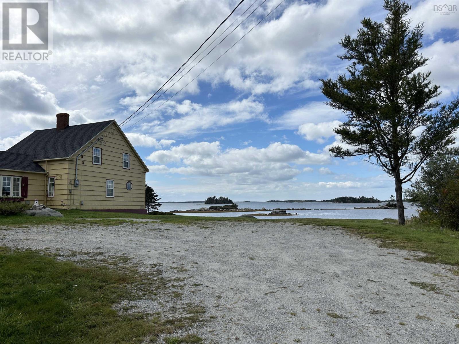 For sale: 737 Bear Point Road, Bear Point, Nova Scotia B0W3B0 ...