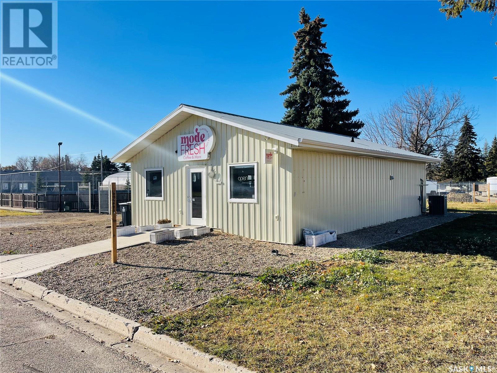 For sale: 108 Main STREET, Balgonie, Saskatchewan S0G0E0 - SK000452 ...