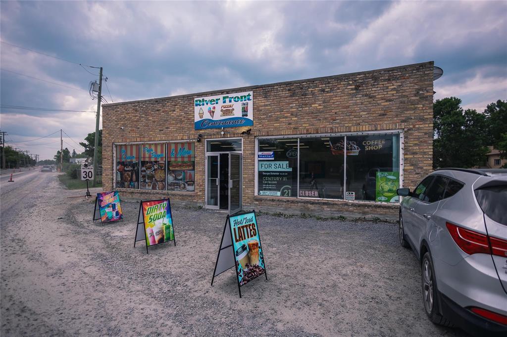 For sale: 182 Main Street, Powerview, Manitoba R0E1P0 - 202506518 ...