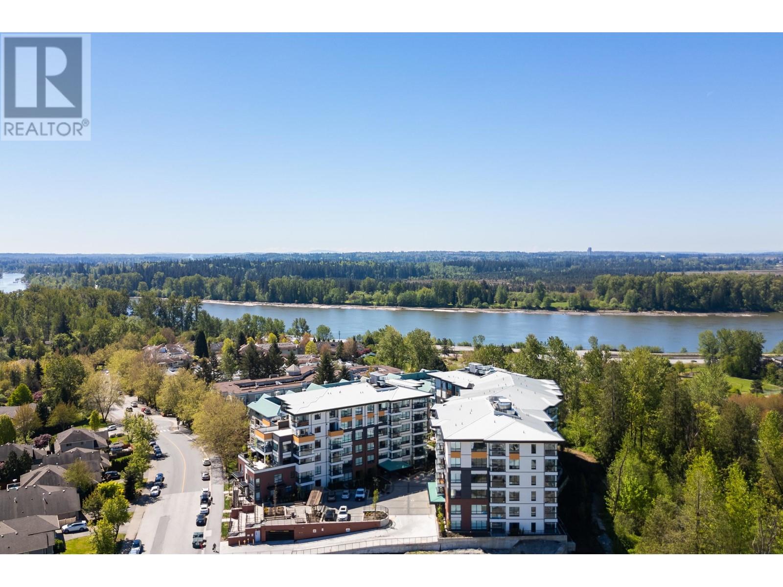 For sale: 202 11641 227 STREET, Maple Ridge, British Columbia V2X9J6 ...
