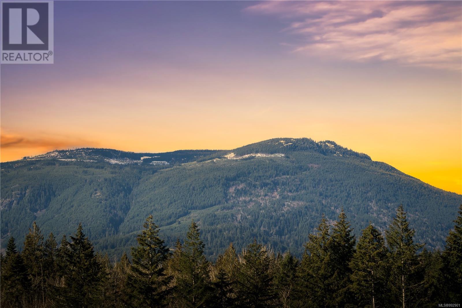 For sale: 106 3499 Henry Rd, Chemainus, British Columbia V0R1K0 ...