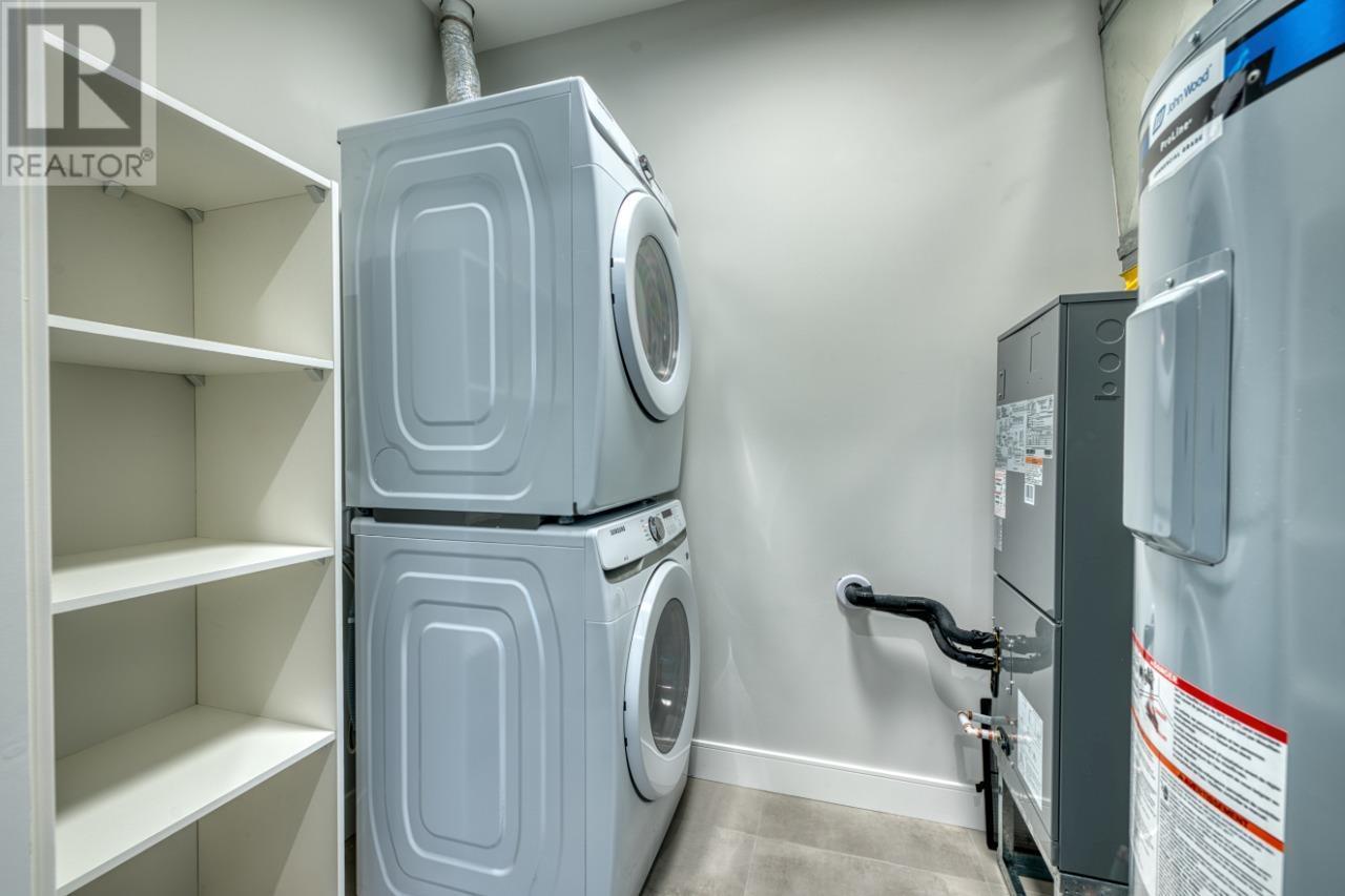 For sale: 75 Predator Ridge Drive Unit# 202, Vernon, British Columbia ...