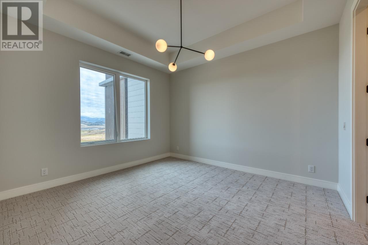 For sale: 75 Predator Ridge Drive Unit# 202, Vernon, British Columbia ...