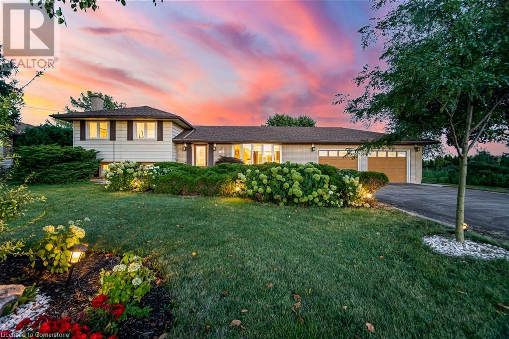 For sale: 457 TRINITY CHURCH Road, Hamilton, Ontario L0R1P0 - 40717577 ...