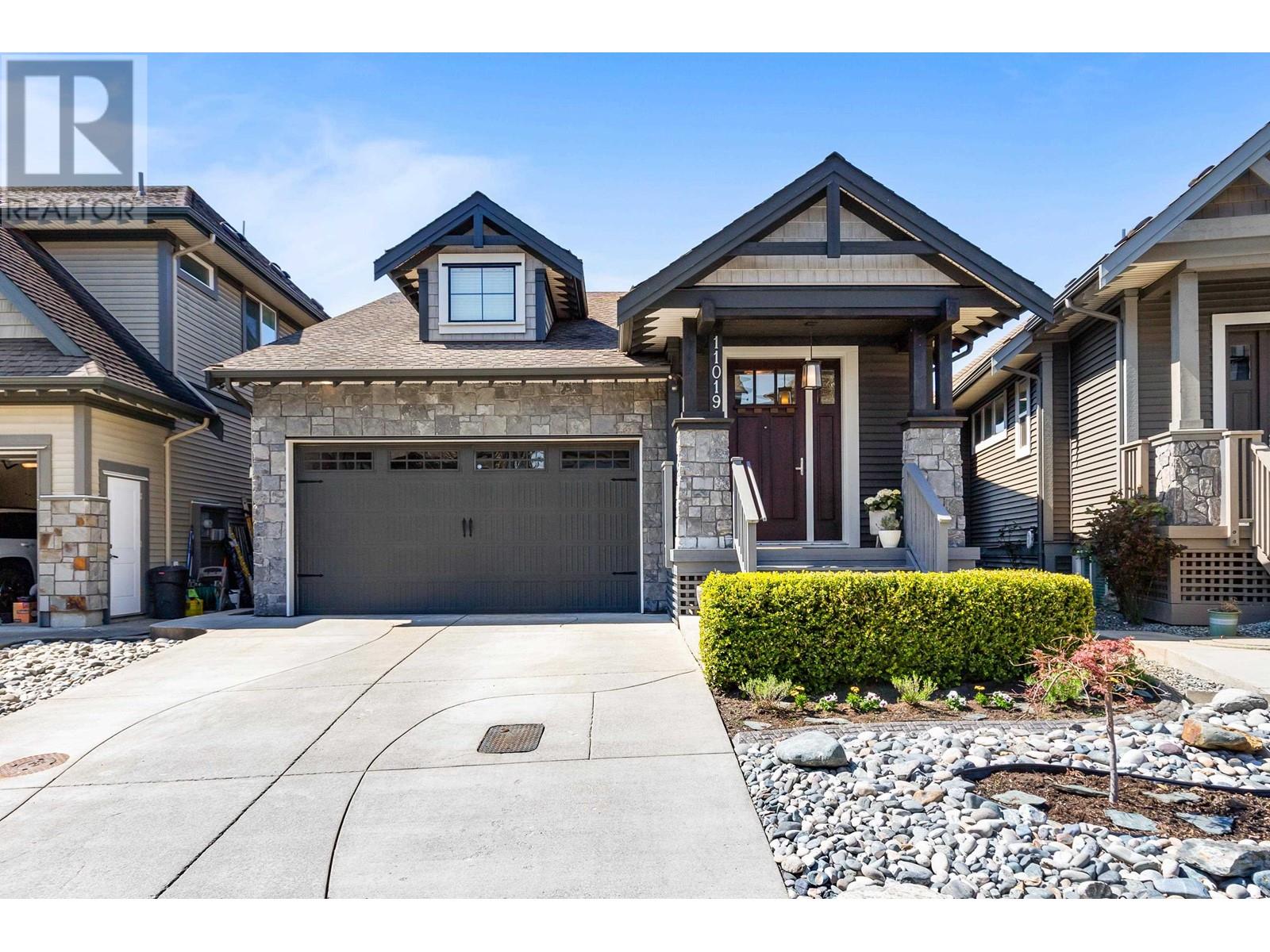 For sale: 11019 HARRIS DRIVE, Maple Ridge, British Columbia V2W1Z8 ...