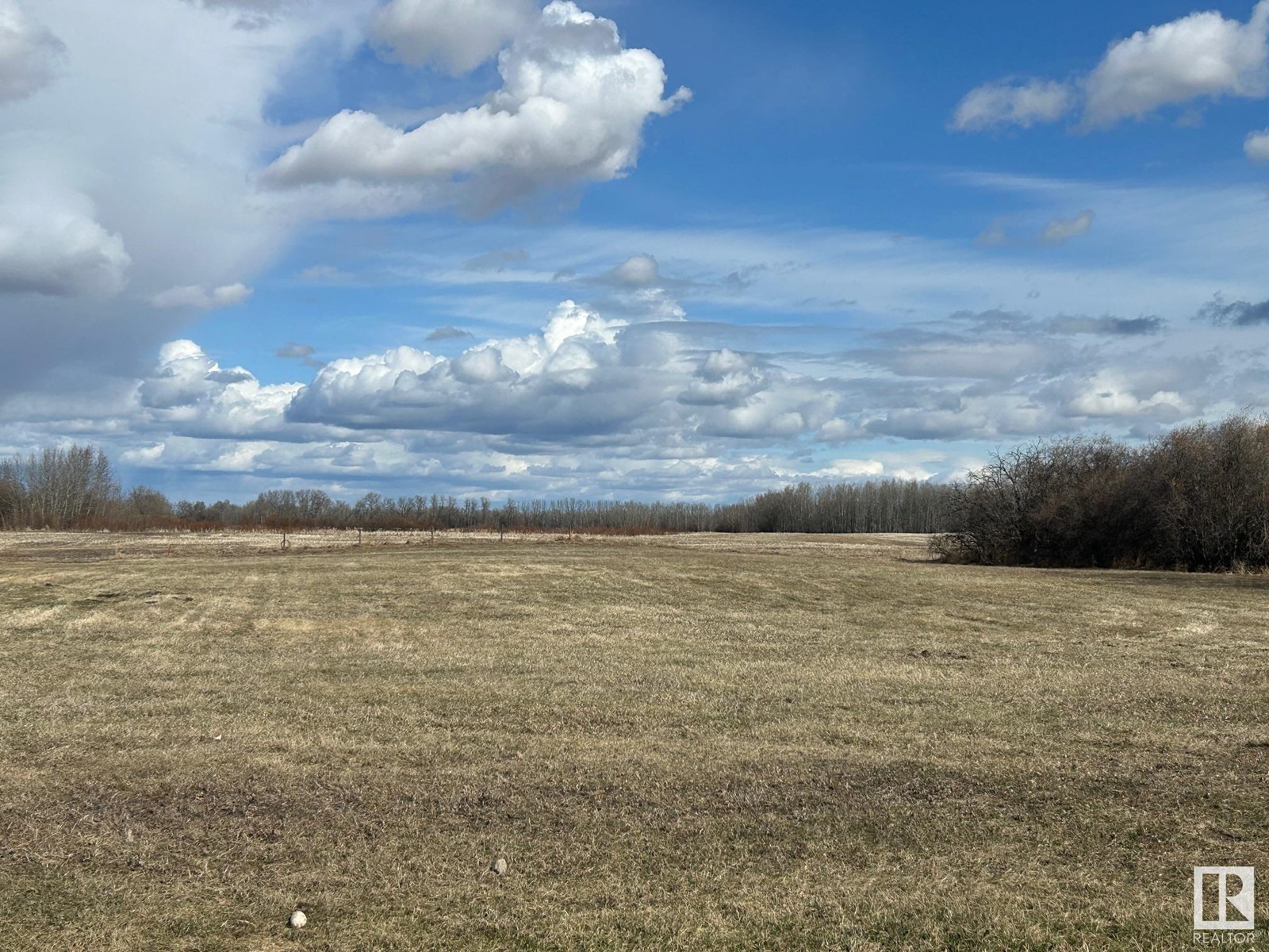 For sale: 7 Avenue, Thorhild, Alberta T0A3J0 - E4422390 | REALTOR.ca