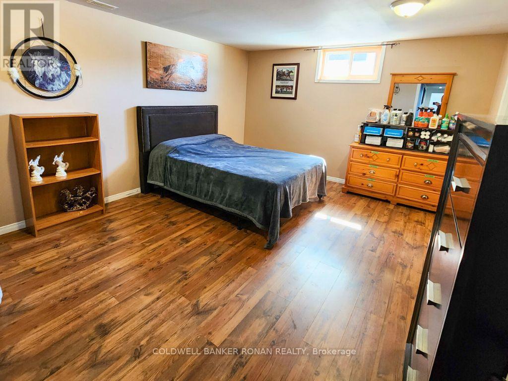 For sale: 328535 HIGHWAY 560, Englehart (Central Timiskaming), Ontario ...