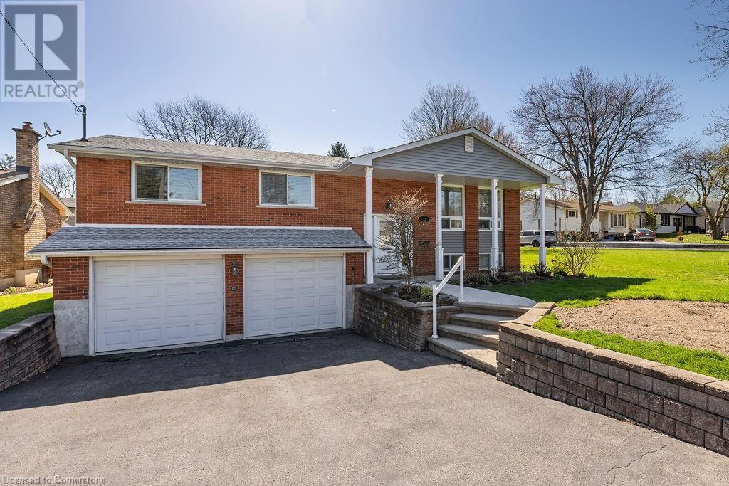 29 MCINTOSH Avenue, Hamilton, Ontario L9B1J3 | REALTOR.ca