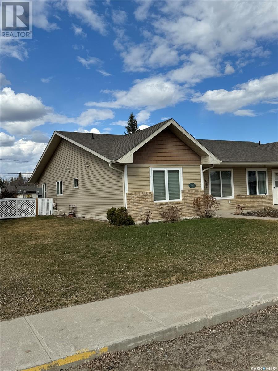 For sale: 26 2nd STREET N, Leask, Saskatchewan S0J1M0 - SK004020 ...